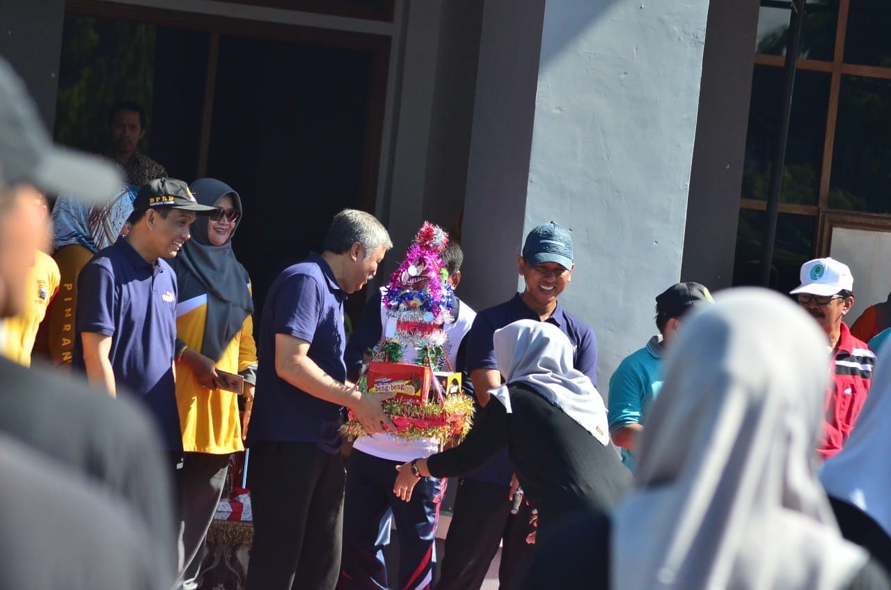 Bupati Membuka Kegiatan Porseni Dalam Rangka HUT Pinrang yang Ke 60 ...