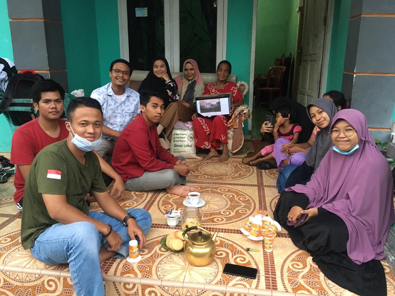 IMM Pinrang Salurkan Bantuan Uang Tunai dan Sembako ke Korban Kebakaran ... IMM Pinrang Salurkan Bantuan Uang Tunai dan Sembako ke Korban Kebakaran ...